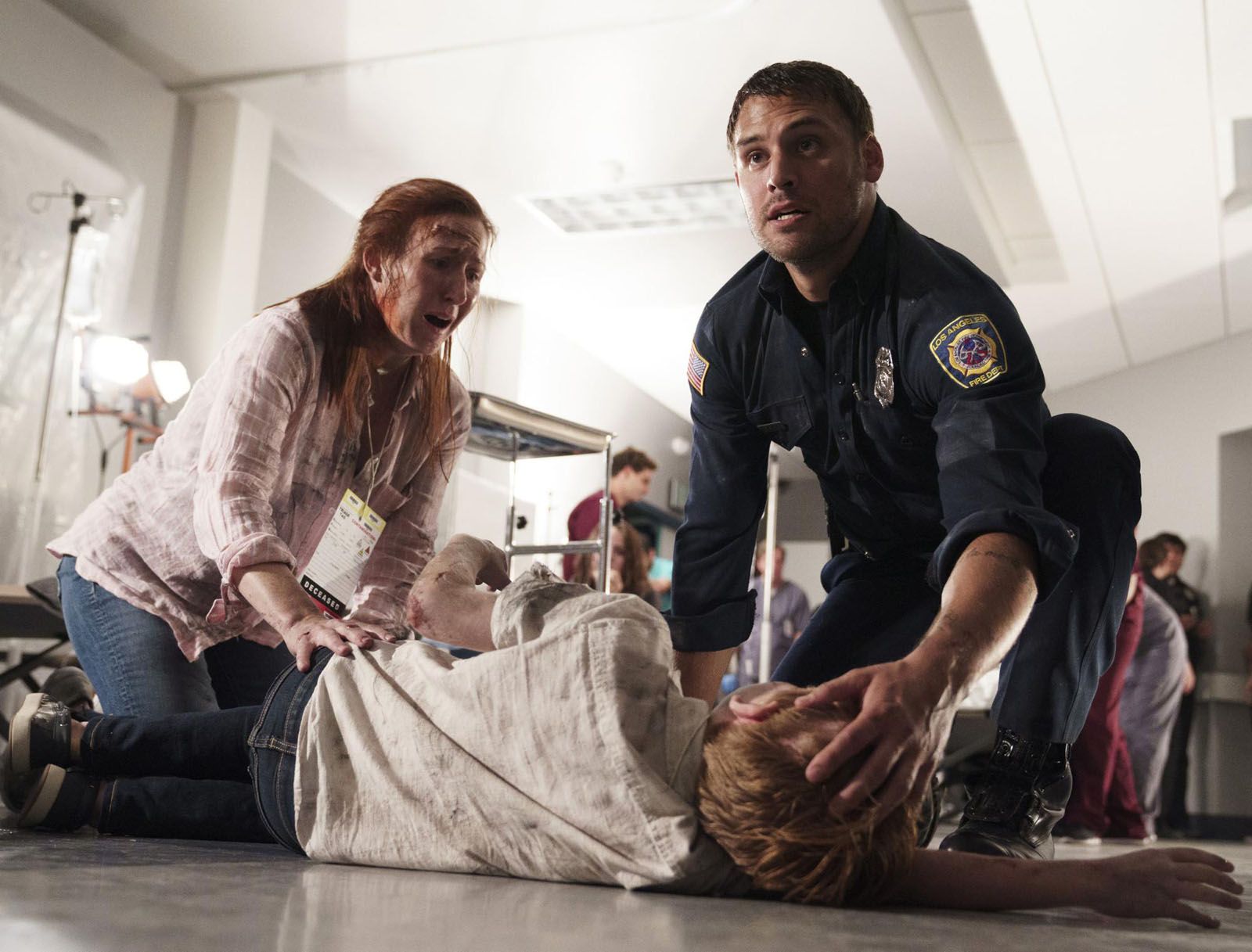 9-1-1 : 9-1-1 : Photo Ryan Guzman, Emily Adams - 177 sur 321 - AlloCiné