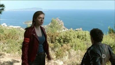 Poster saison 2 - Affiche 51 sur 138 - AlloCiné