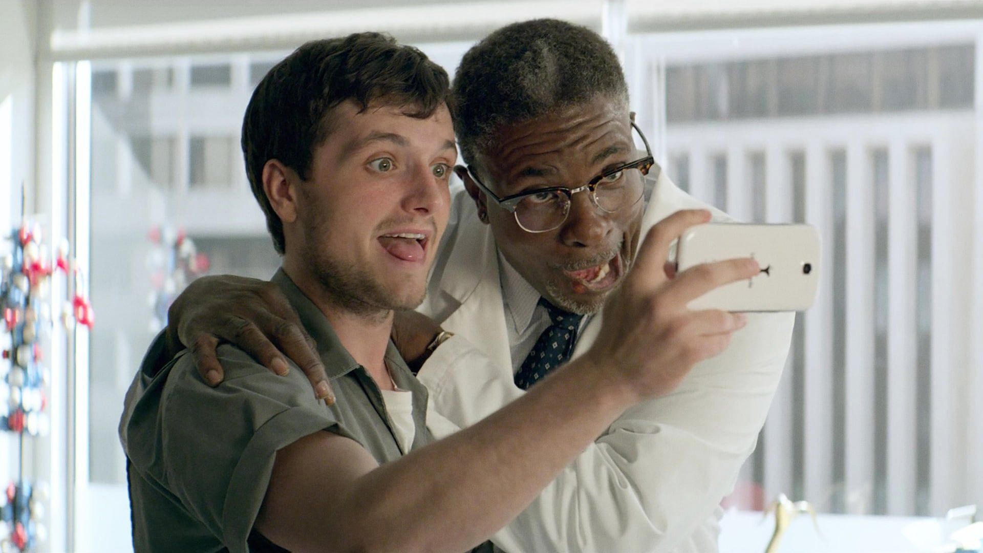 Poster Future Man - Saison 1 - Affiche 14 sur 29 - AlloCiné