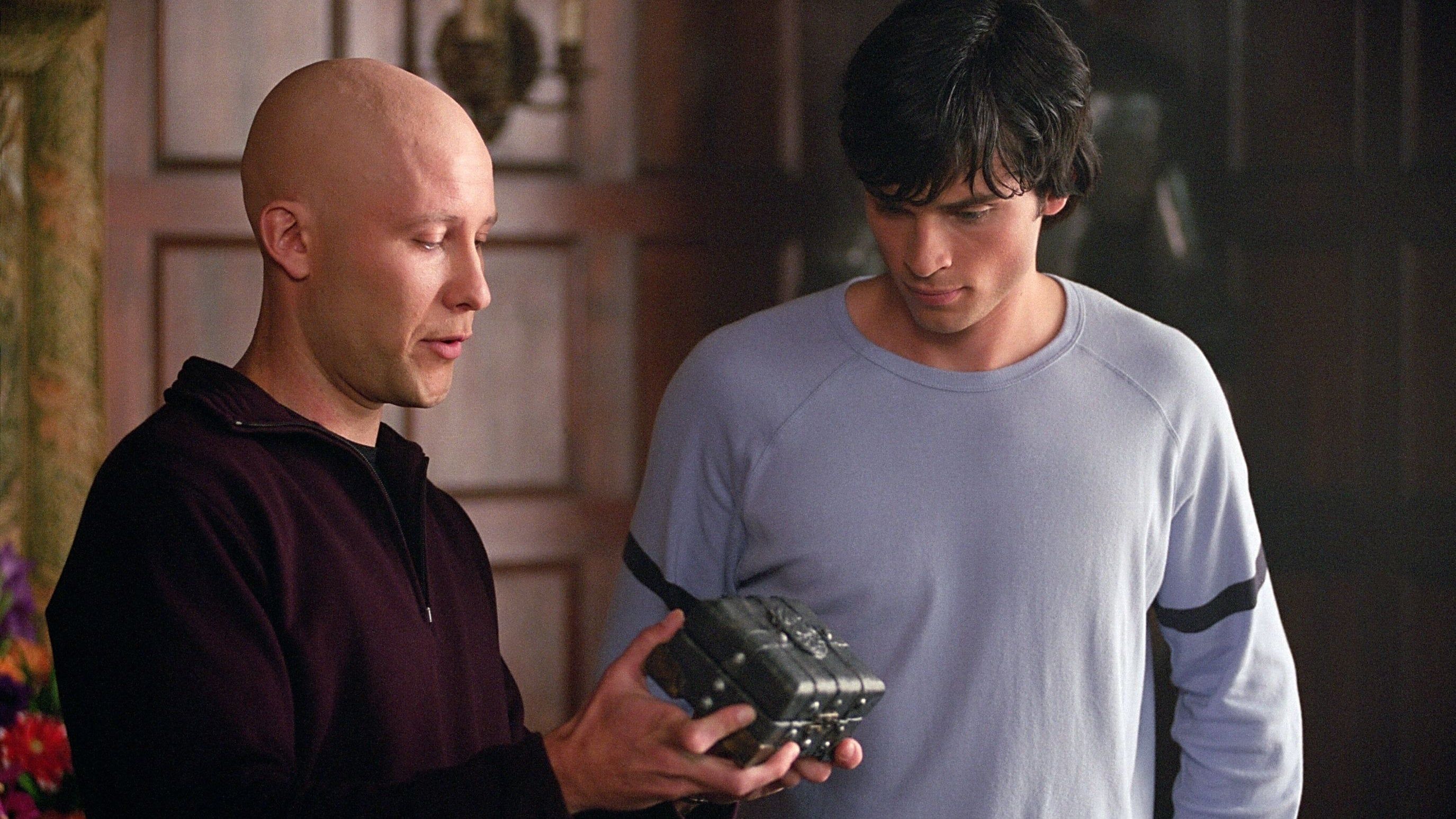 Poster Smallville saison 1 - Affiche 224 sur 897 - AlloCiné
