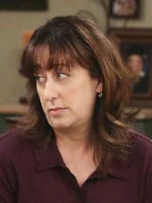 Beth Hall - AlloCiné