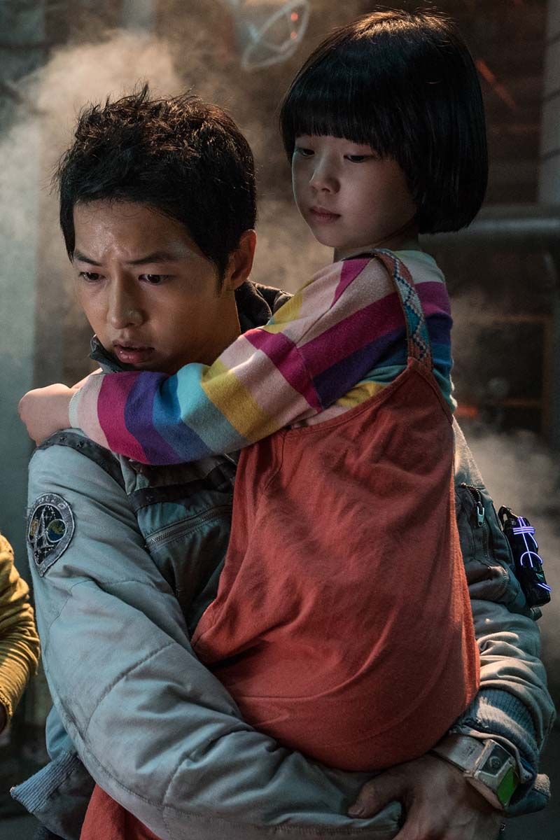 Photo de Joong-ki Song - Space Sweepers : Photo Joong-ki Song - Photo ...
