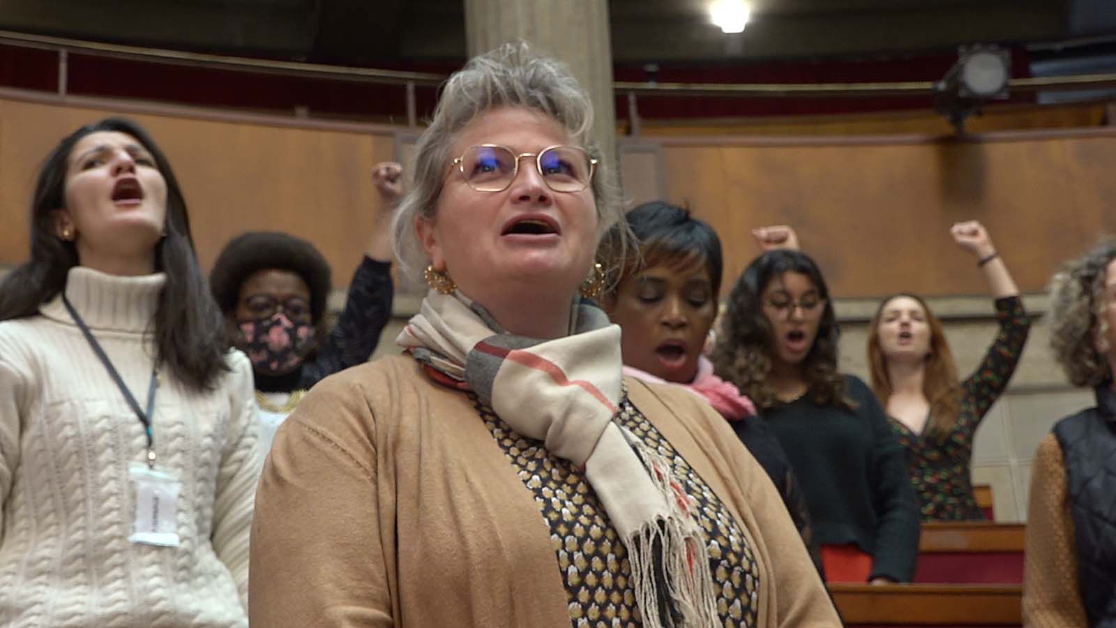 Photo du film Debout les femmes ! - Photo 3 sur 10 - AlloCiné