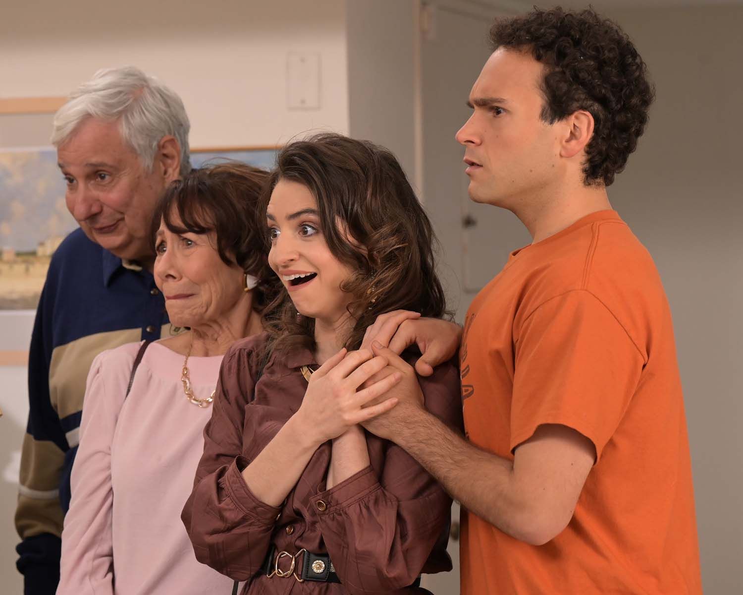 Les Goldberg : Les Goldberg : Photo Beth Triffon, Ken Lerner, Troy ...