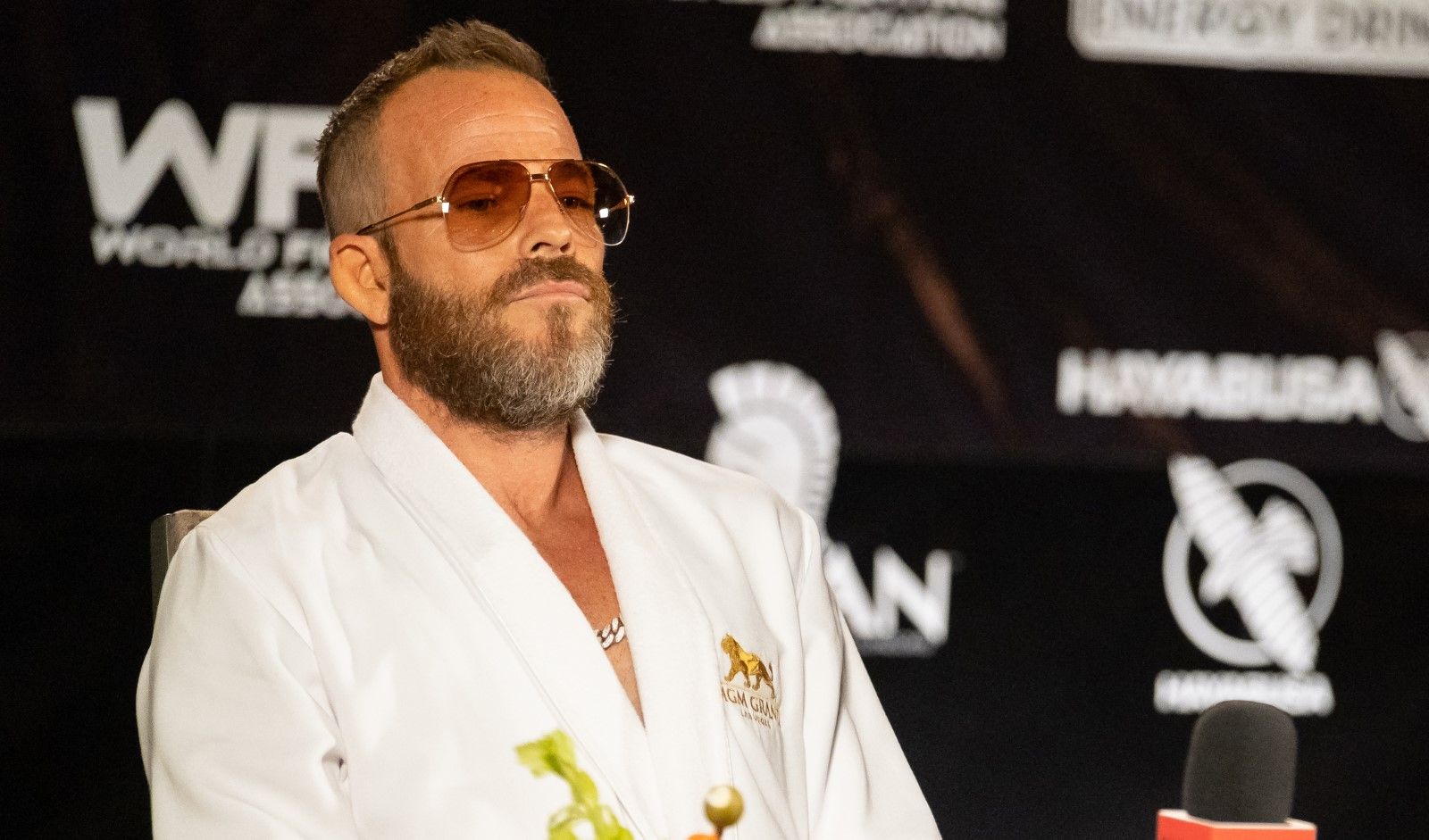 Photo du film Embattled - Photo 5 sur 23 - AlloCiné