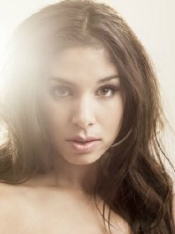 Sarah Roberts - AlloCiné