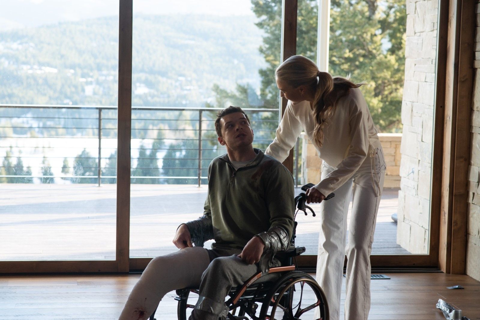 Photo de Cameron Monaghan - Crush : Photo Cameron Monaghan, Lilly Krug ...