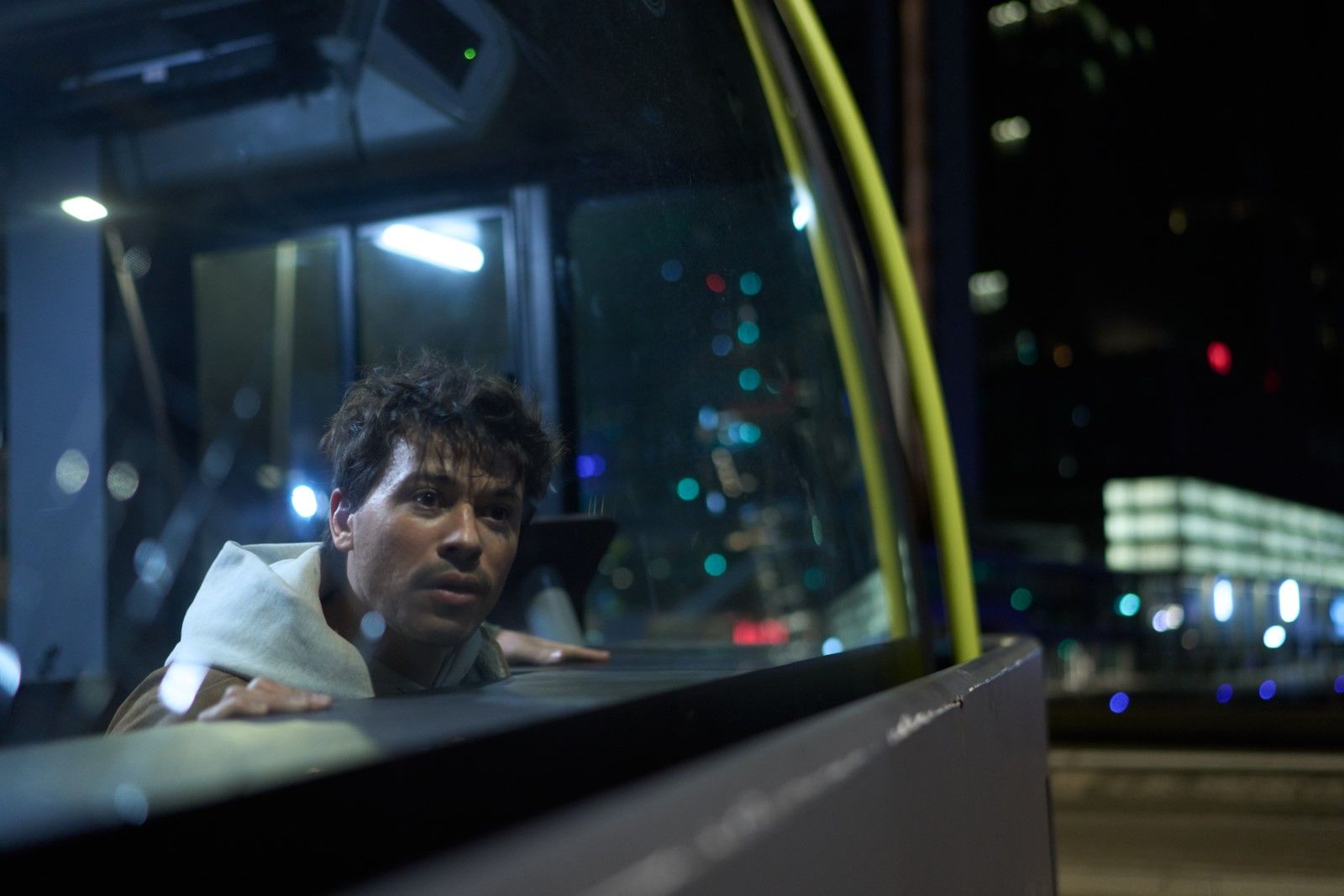 Photo du film The Takeover - Photo 23 sur 46 - AlloCiné