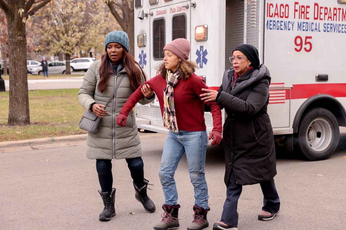 Chicago Med : Chicago Med : Photo Marlyne Barrett, Danielle Vega, S. Epatha Merkerson - 46 sur ...