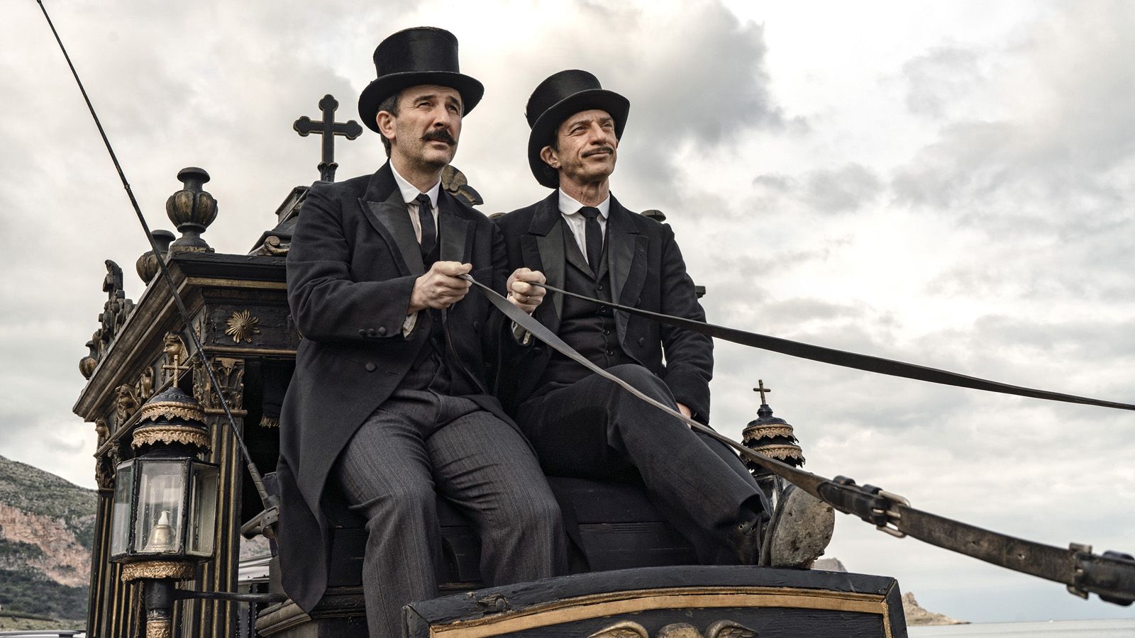 Photo du film La Stranezza - Photo 5 sur 9 - AlloCiné