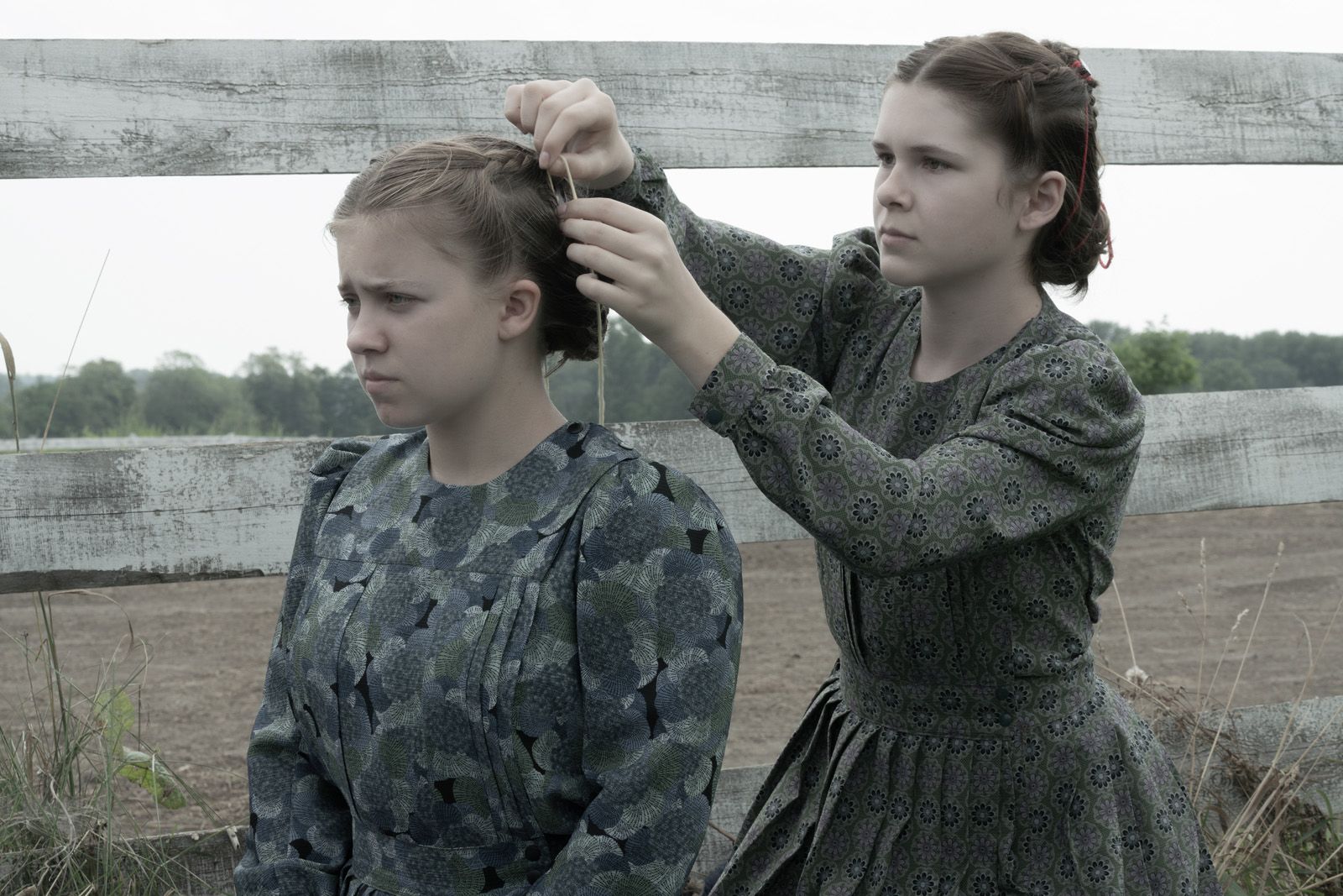 Photo de Kate Hallett - Women Talking : Photo Liv McNeil, Kate Hallett ...