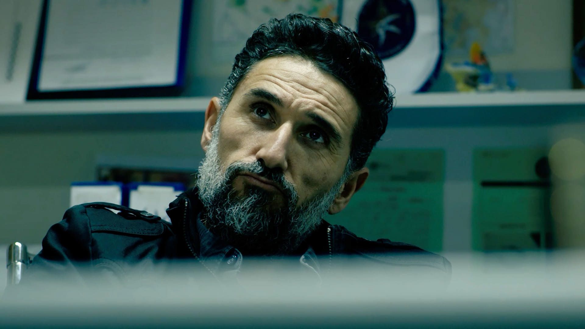 Poster Manayek – Trahison dans la police saison 2 - Affiche 5 sur 21 ...