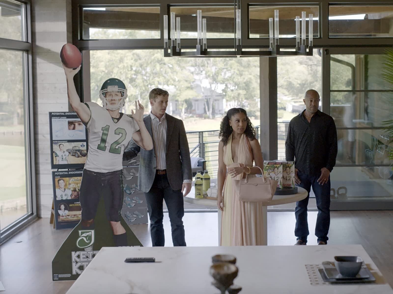 Poster The Game (2021) saison 1 - Affiche 5 sur 25 - AlloCiné