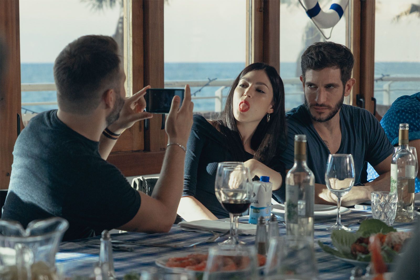 Dévoré par les flammes : Photo Quim Gutiérrez, Úrsula Corberó - 14 sur ...