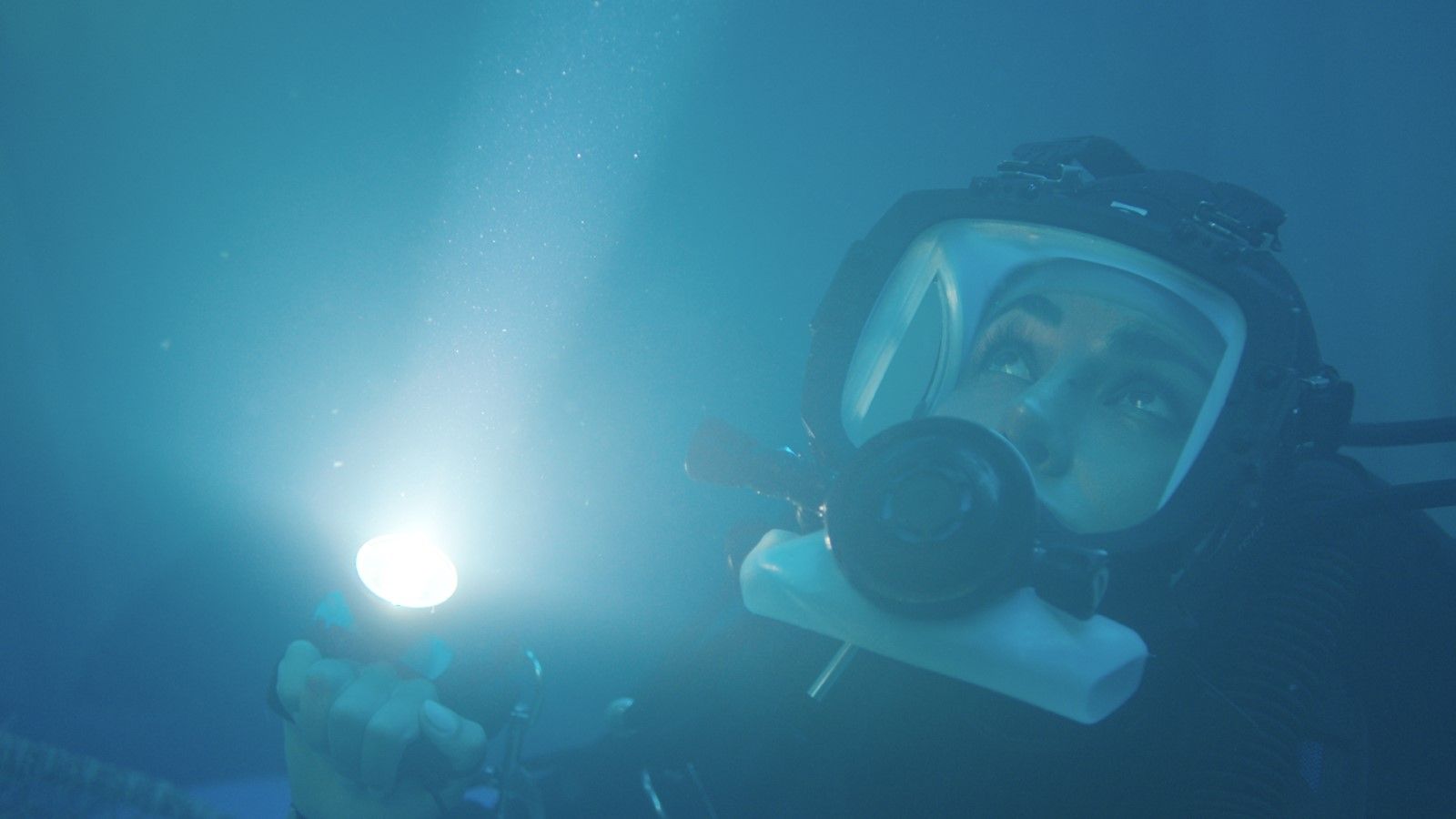 Photo du film Deep Fear - Photo 4 sur 10 - AlloCiné