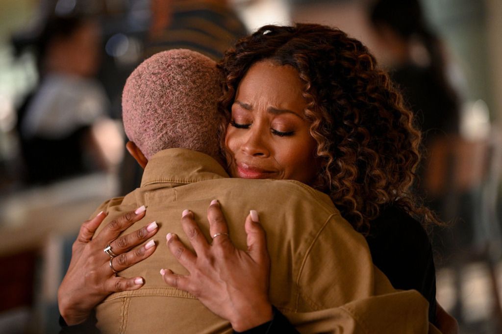 Irrational : Irrational : Photo Maahra Hill - 9 sur 19 - AlloCiné