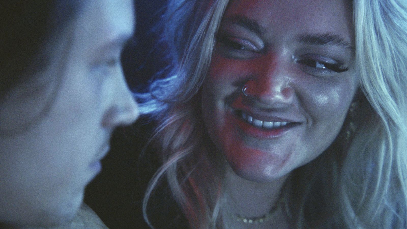 Threesome (2021) : Threesome (2021) : Photo Matilda Källström - 5 sur ...