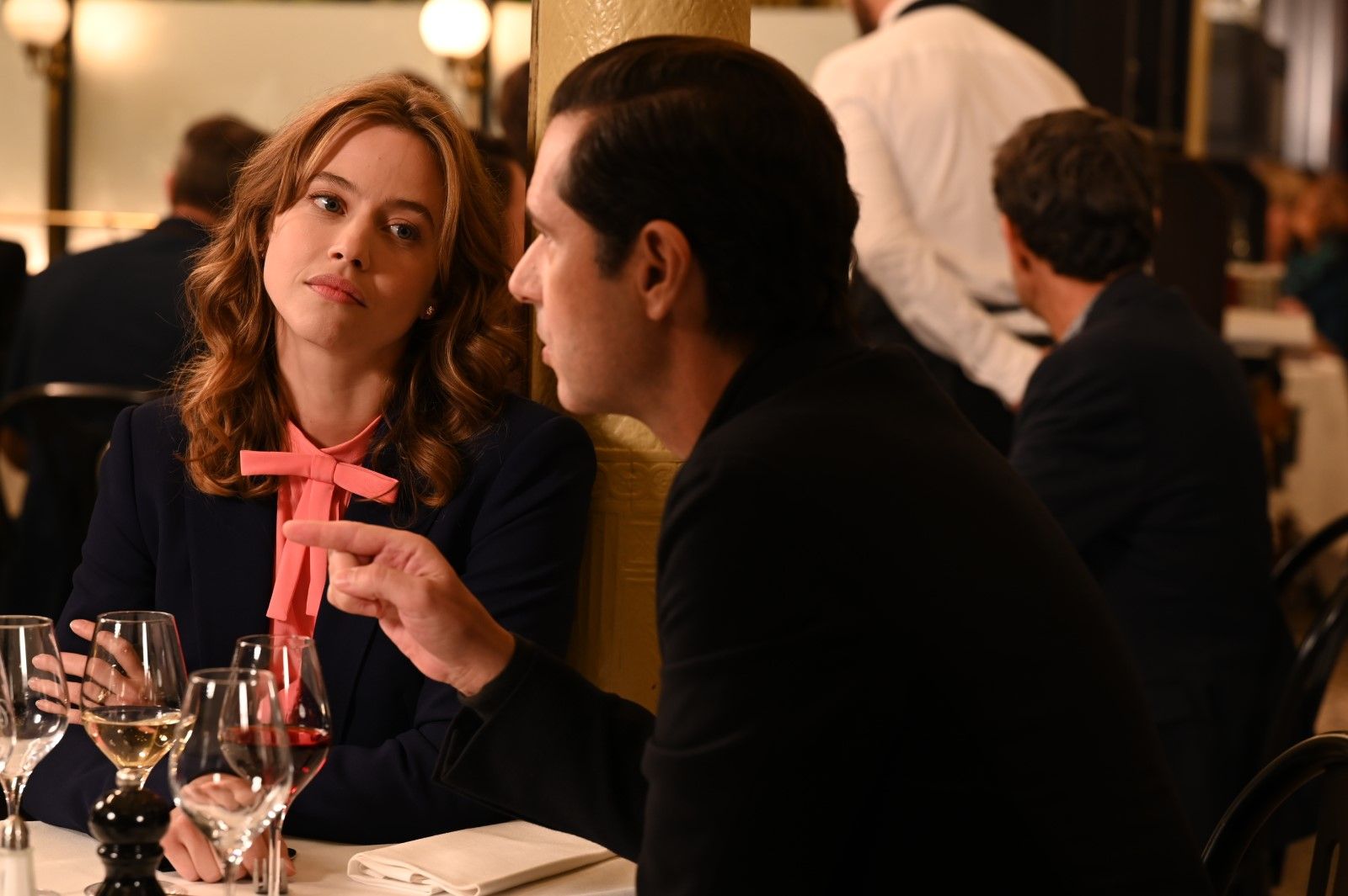 Photo du film Coup de chance - Photo 10 sur 18 - AlloCiné