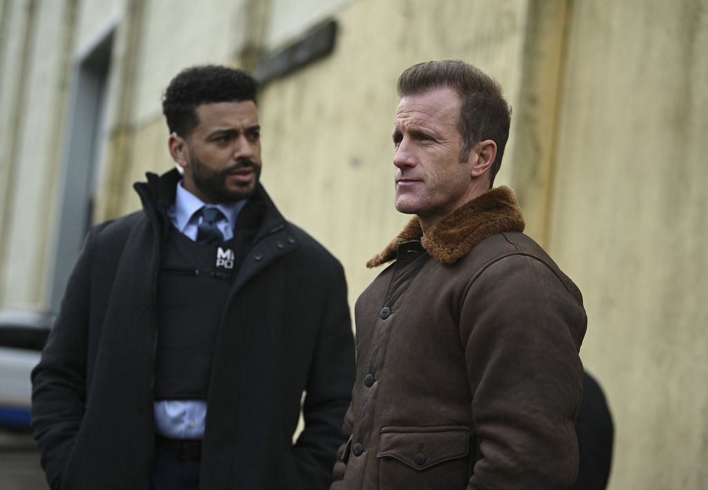 Alert : Photo Scott Caan, Ryan Broussard - 10 sur 25 - AlloCiné