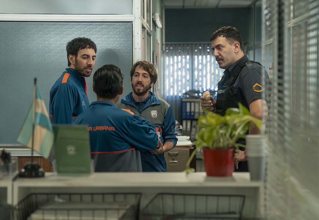 Garde à nous ! : Photo Santiago Korovsky, Martín Garabal - 4 sur 23 ...