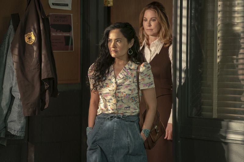 Photo de Jessica Matten - Photo Jenna Elfman, Jessica Matten - Photo 1 ...