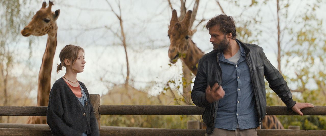 Photo de Alexis Michalik - Une histoire d’amour : Photo Manon Maindivide, Alexis Michalik ...