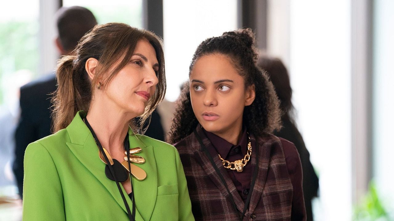 Poster Leverage: Redemption saison 2 - Affiche 11 sur 30 - AlloCiné