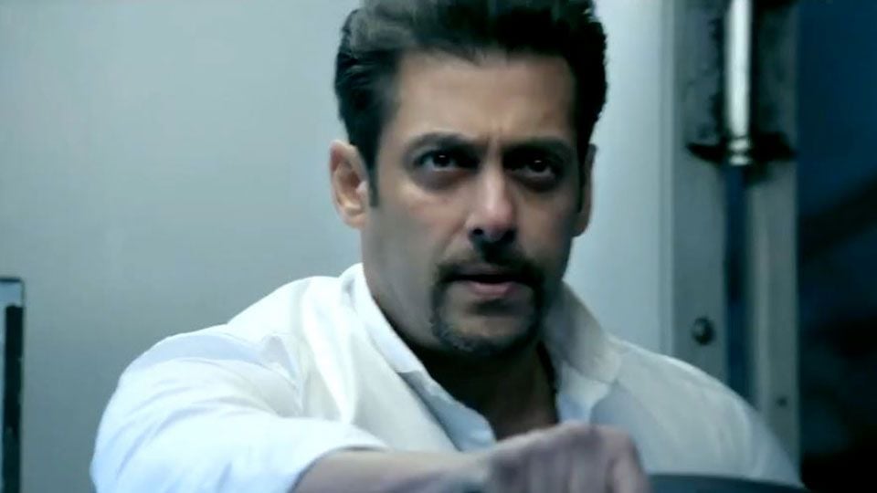 Trailer du film Kick - Kick Bande-annonce VO - AlloCiné