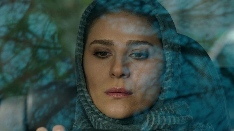 Trailer du film Reza - Reza Bande-annonce VO - AlloCiné