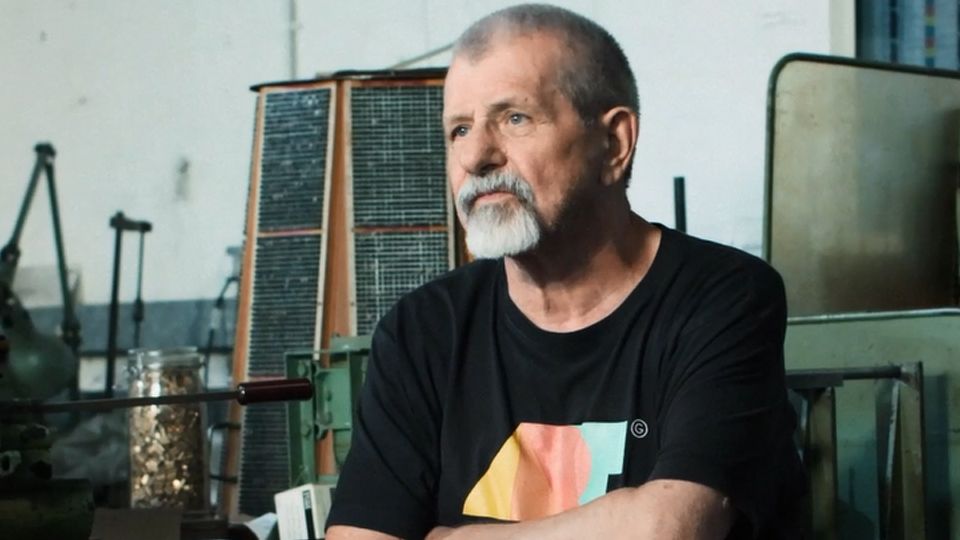 Extrait du film White Riot - White Riot EXTRAIT VO "David Bowie et Eric ...