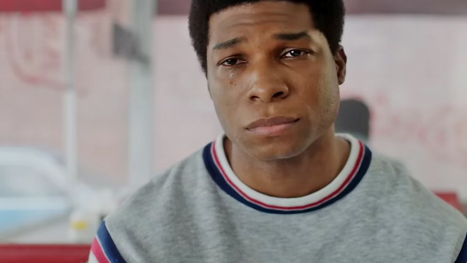 Mike - saison 1 Teaser VO - Teaser Mike S01 - AlloCiné