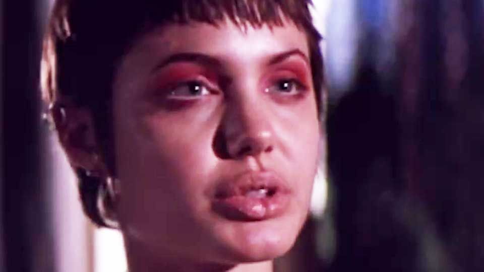 Trailer du film Hackers - Hackers Bande-annonce VO - AlloCiné
